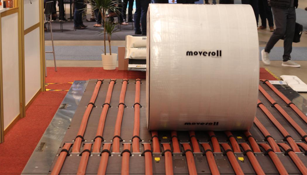 Innovative roll handling system at stage at PulPaper 2022 ...